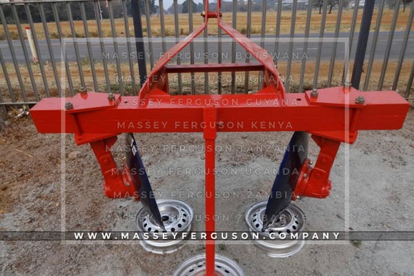 Border Disc - Massey Ferguson Benin